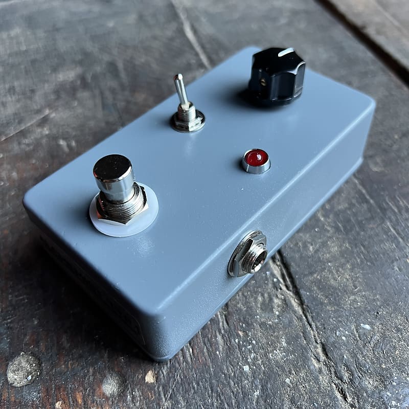 Handmade Fuzz Face Clone 2025 - Grey paint | Reverb