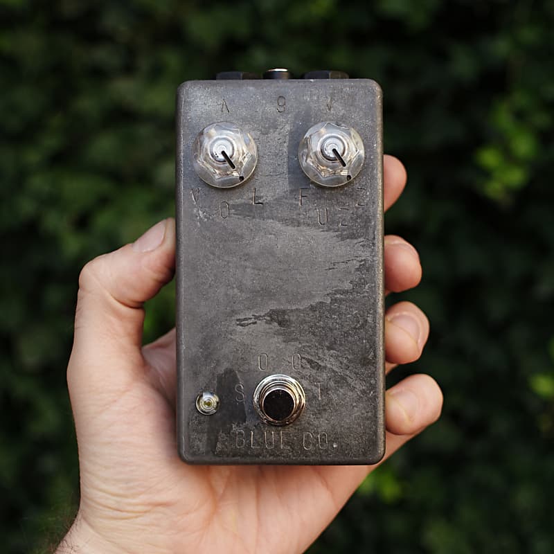 Blue Colander - Soot / octave fuzz distortion | Reverb UK
