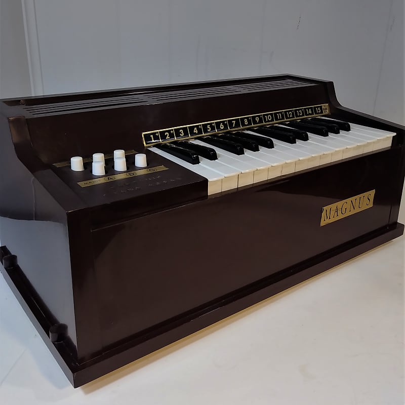 Magnus Model 300 Chord Organ / 1960's | Reverb
