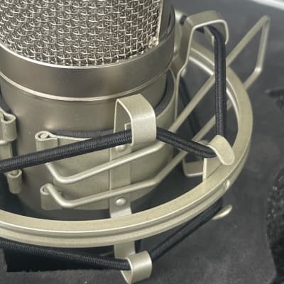 MXL V 88 diaphragm Condensor Microphone Pair | Reverb