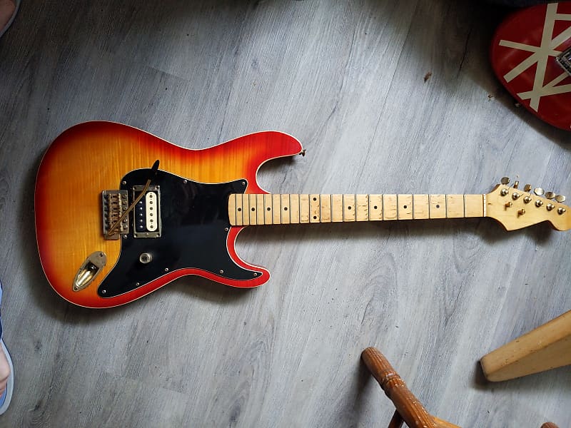 Fender Stratocaster Sunburst | Reverb