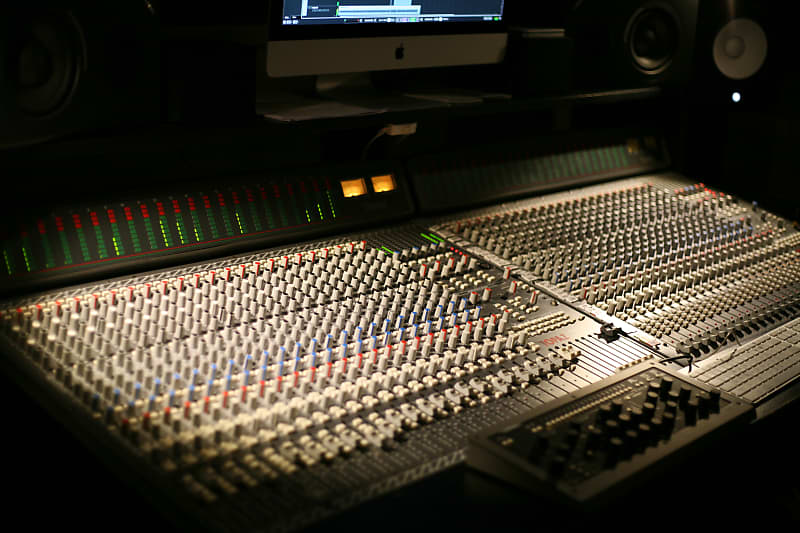 Soundtracs Topaz Project 8 Complete Mixing Desk (48 channels) | Reverb