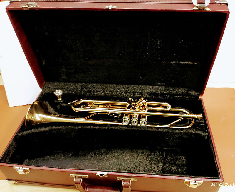 Holton T602 early 2000s - lacquered brass | Reverb
