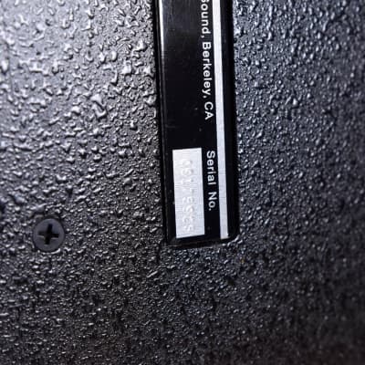 Meyer Sound M1D Powered Line-Array Loudspeaker (PAIR) | Reverb France