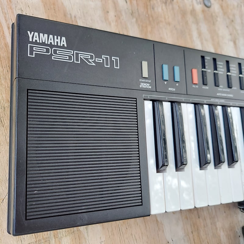 Yamaha PSR-11 49-Key Synth Electronic Keyboard | Reverb