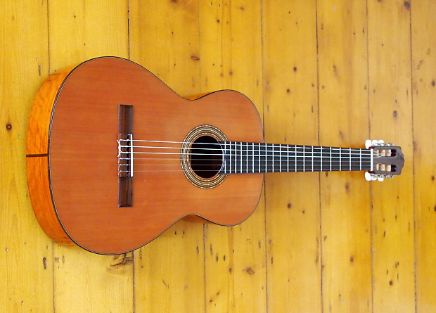 Esteve 4ST-E 2003 Red Cedar solid top classical guitar | Reverb UK
