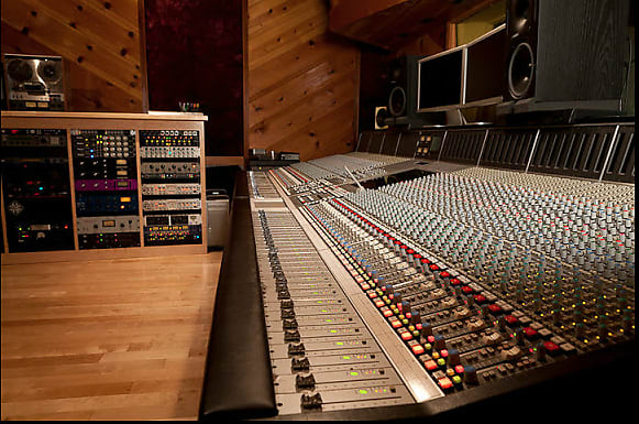 Solid State Logic 9072 J 2000 Grey | Reverb