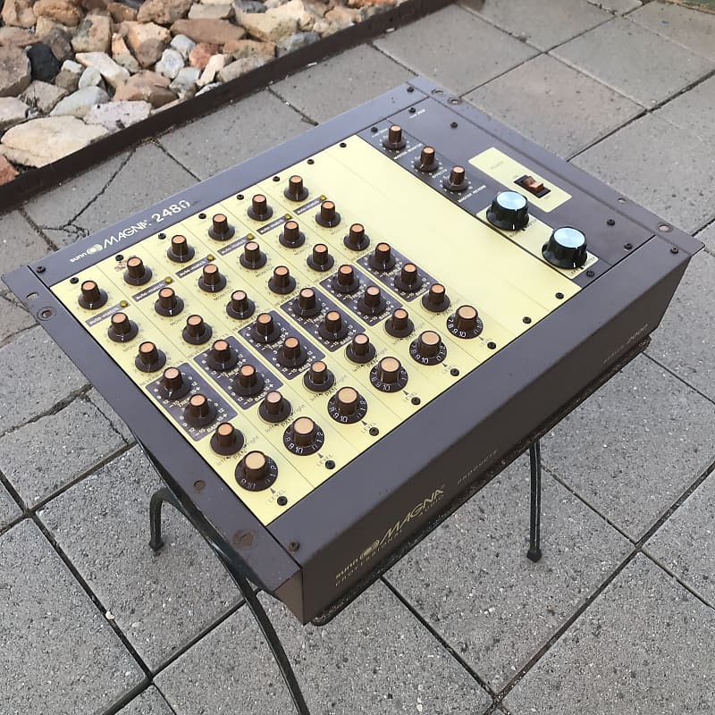 Sunn Magna 2480 Stereo Spring Reverb Mixer | Reverb