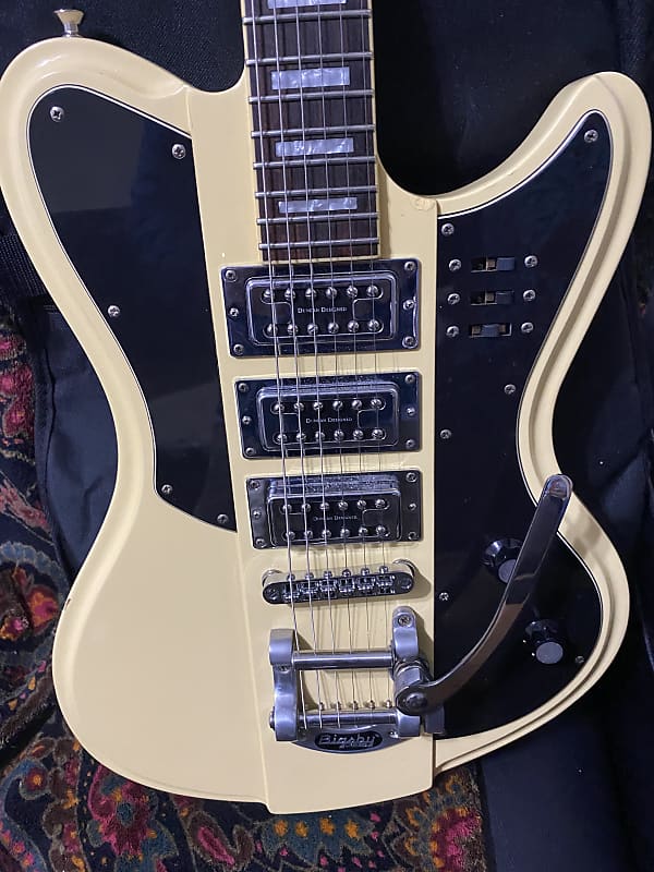 Schecter Ultra III | Reverb