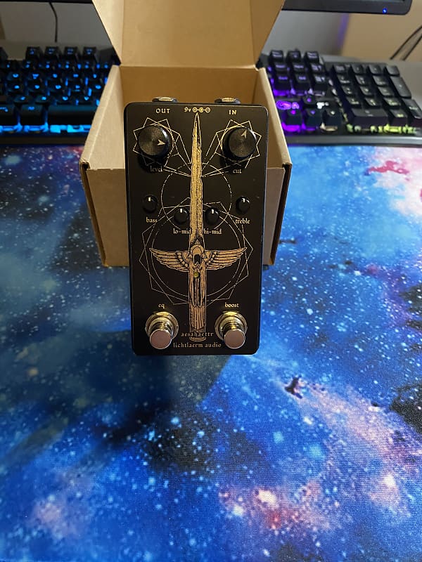 Lichtlaerm Audio Aesahaettr Modern Boost Pedal | Reverb Lichtlaerm Audio Aesahaettr Modern Boost Pedal | Reverb