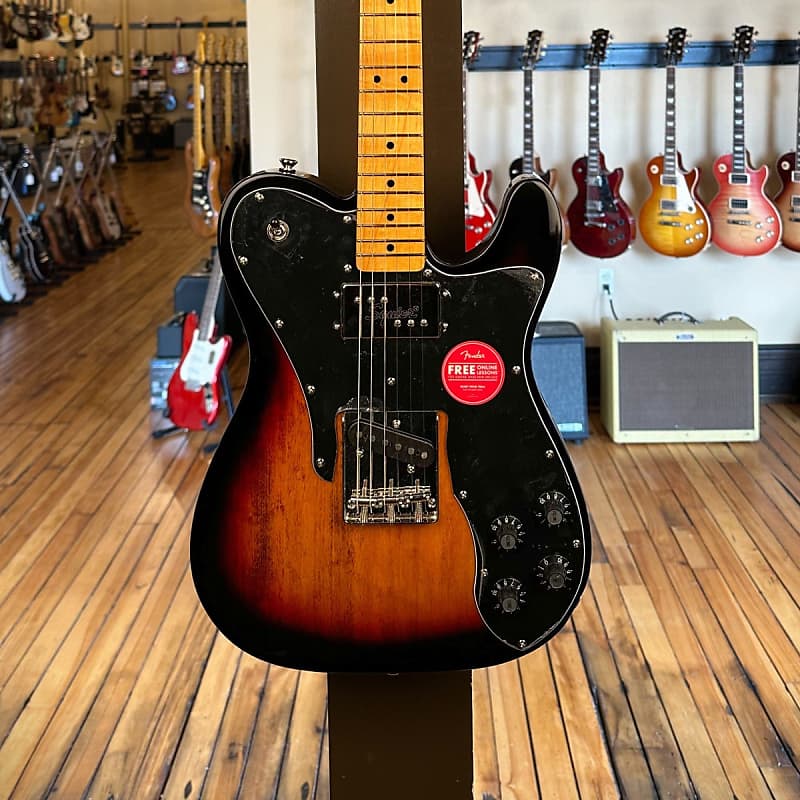 Squier CLASSIC VIBE '70S TELECASTER® CUSTOM | Reverb