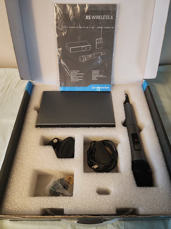 Sennheiser XS Wireless Microphone System | Reverb