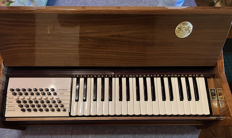 Sonola Chord organ 70s 80s - Wood | Reverb