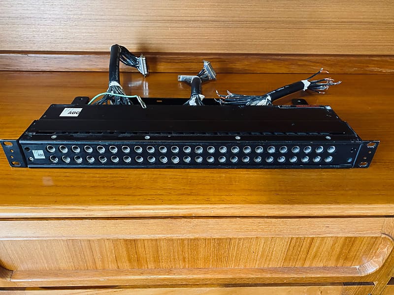 ADC TRS Patchbay 48-Point | Reverb