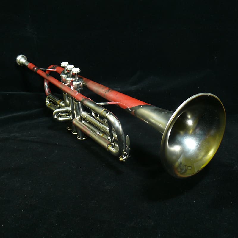 Trumpet Student Matt Silver and black Plays Great | Reverb