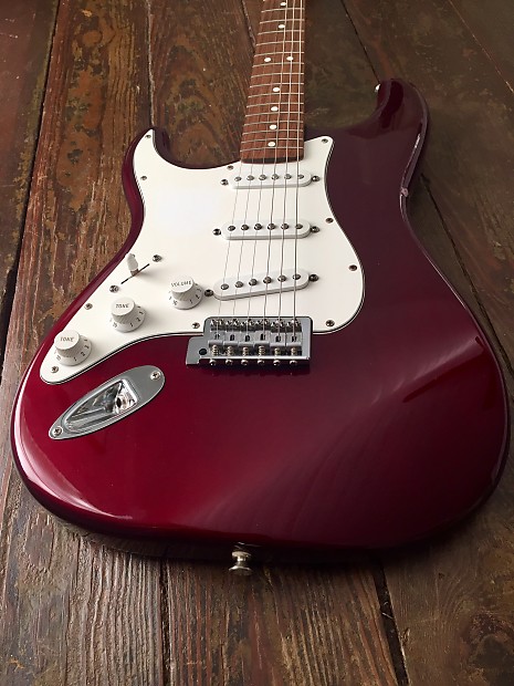 Fender Stratocaster 2004 Wine Red, Left Handed, Lefty, MIM | Reverb