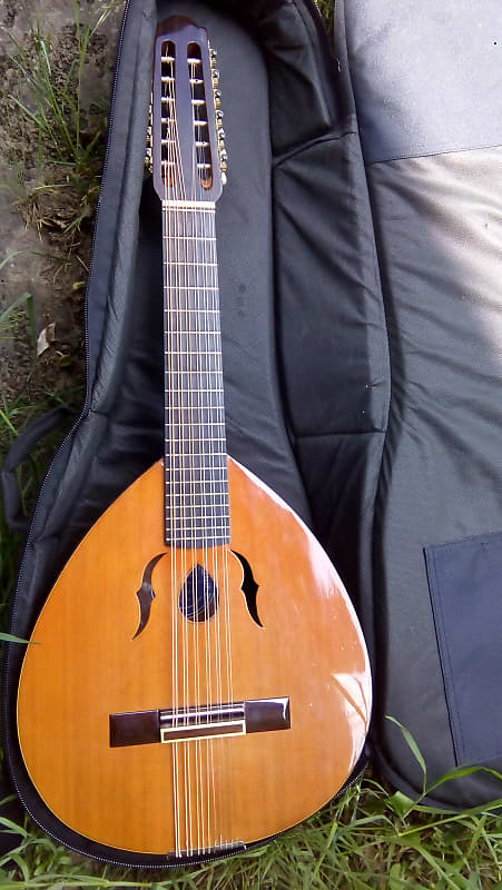 Laud Ramirez 12 string | Reverb