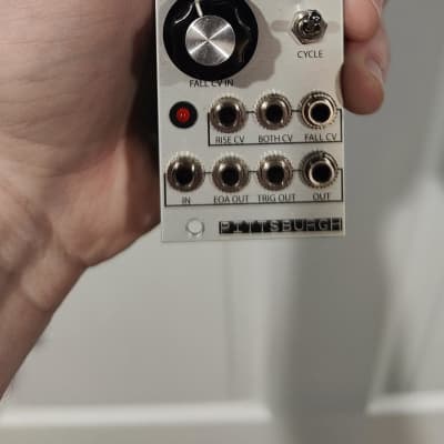 UIT - Balanced Output and Headphone module | Reverb