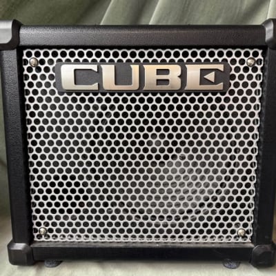 Roland CUBE-30 2-Channel 30-Watt 1x10" Guitar Combo Amp | Reverb