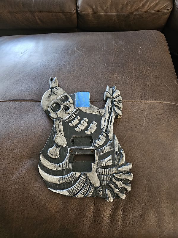 George lynch skull bones Mr. Scary Ash body 2022 | Reverb