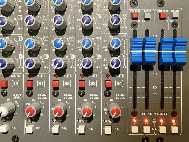 Crest- XR20 m like APB Dynasonics Prodesk Midas Venice | Reverb España