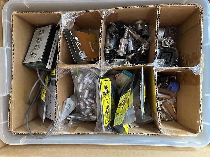 Huge Lot of Vintage Electronic Audio / Video Parts (#1) | Reverb