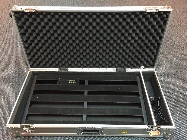 USED Pedaltrain PT-Pro w/ Mounted POWERTRAIN 1250 Power | Reverb