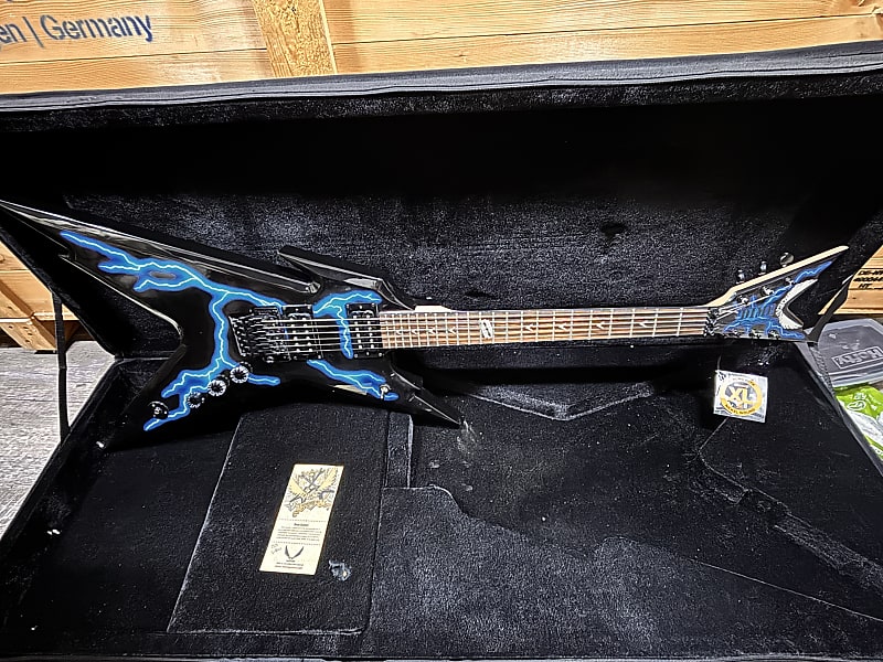 Dean Dimebag Razorback Lightning w Case | Reverb