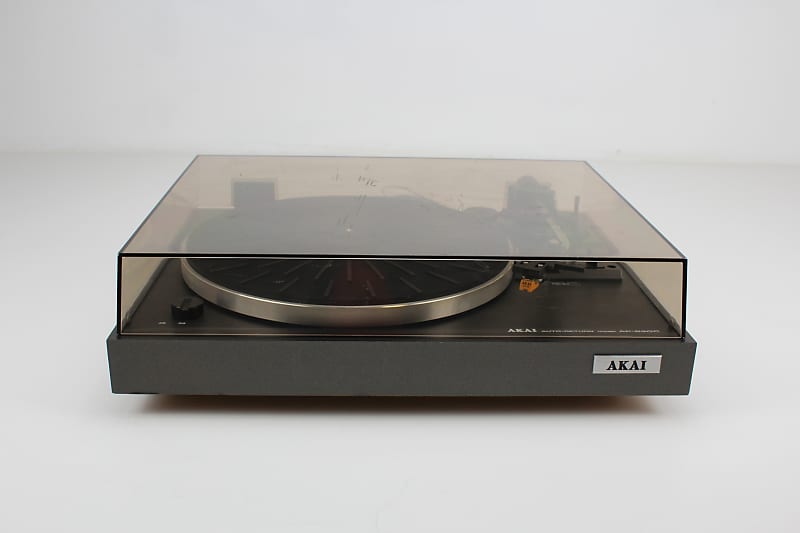 Akai AP-B20C Auto Return Turntable | Reverb UK