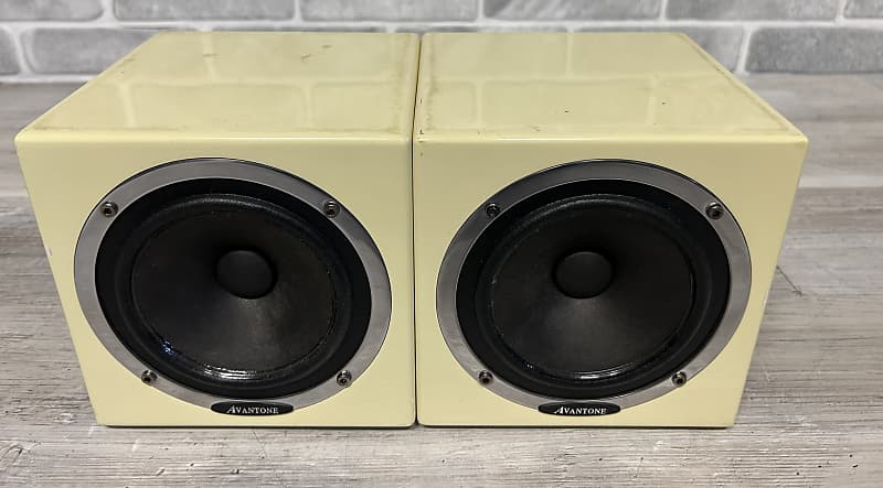 Avantone Pro Mix Cubes Passive Buttercream | Reverb