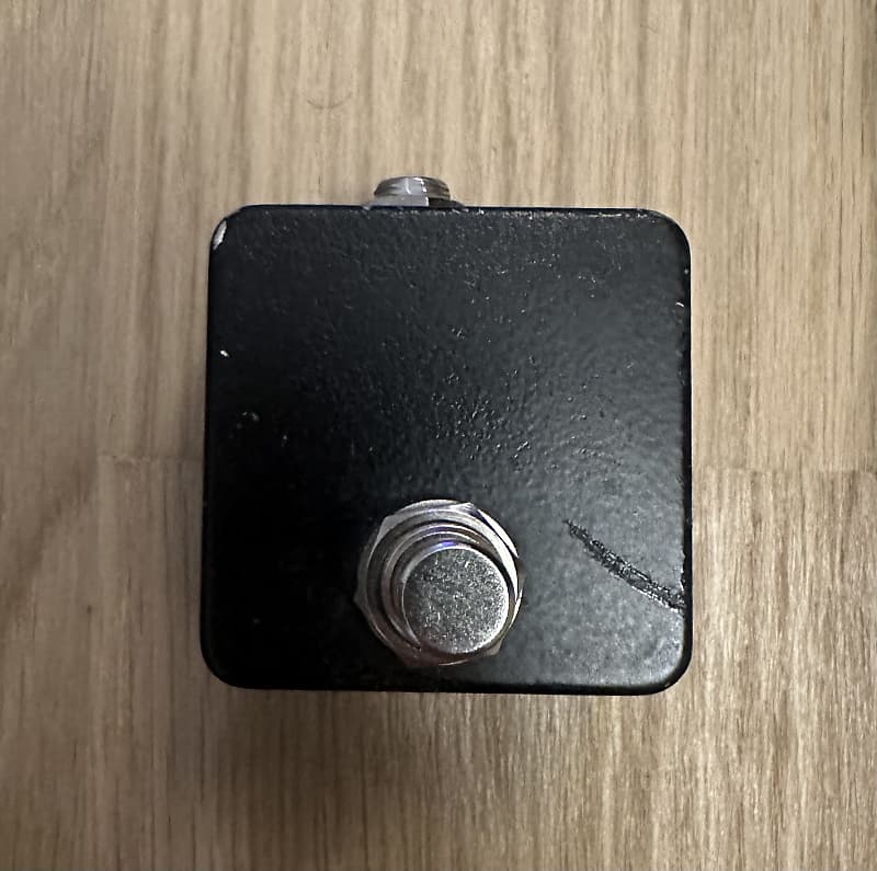 Simple Switch Latching Footswitch (JHS Red Remote) | Reverb