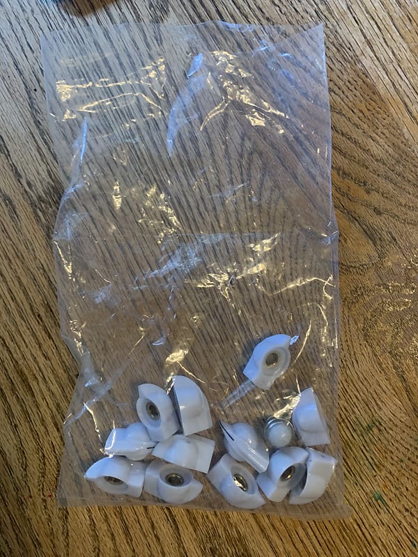 Chicken Head Amp Knobs white | Reverb