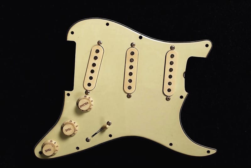 Stratocaster / Strat Aged Loaded Guard / Loaded Pickguard | Reverb
