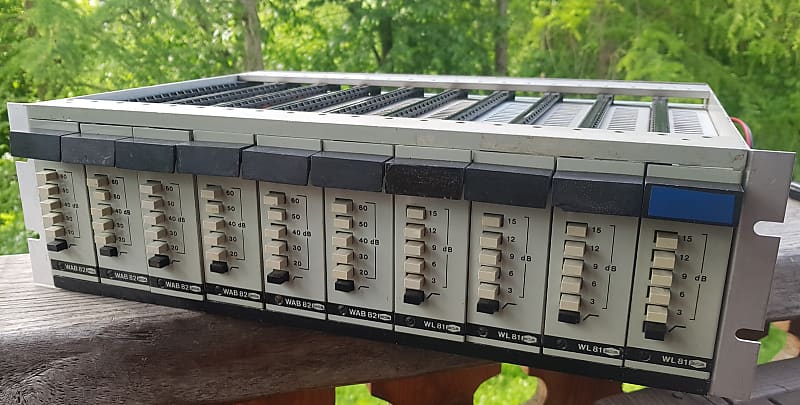 Fonia WAB82 WL81 discrete preamps x 10 in a rack with PSU | Reverb UK