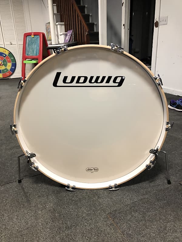 LUDWIG 28” Bass Drum 2020 White Cortex | Reverb