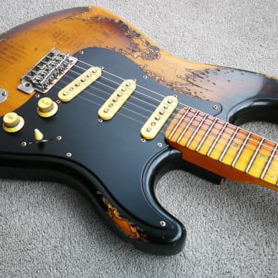 Vtt Relics Stratocaster 50's - Classic 3T burst Maple neck. | Reverb