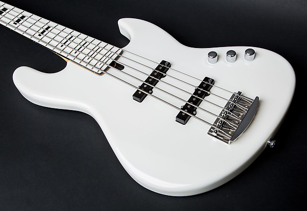 NEW MARUSZCZYK 5-STRING BASS ELWOOD 5P WHITE / AGUILAR AG | Reverb