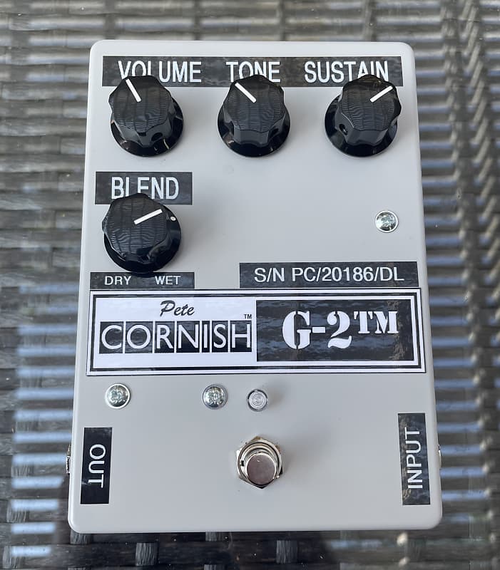 Pete Cornish G-2 tm blend series Battery-Free Distortion | Reverb