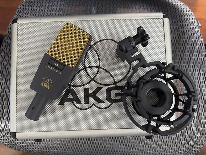 AKG C414B XLII Reference multipattern condenser microphone | Reverb