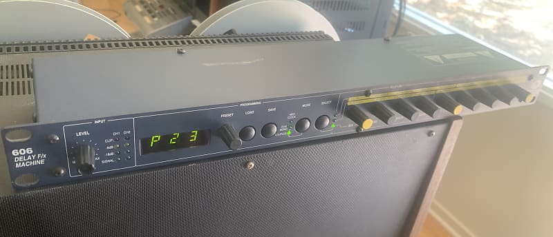Symetrix 606 Delay F/X Machine | Reverb