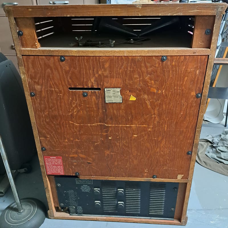 Leslie 710 1975 - stained brown | Reverb