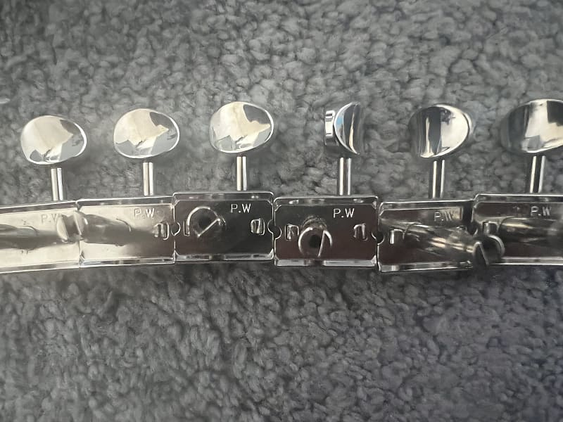 Fender Machine heads Silver | Reverb