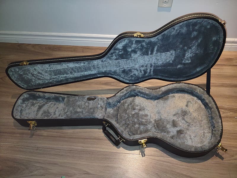 Yorkville brand ES-339 Guitar Case | Reverb Canada