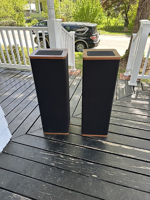 Vandersteen model 1 stereo floor speakers - Wood | Reverb