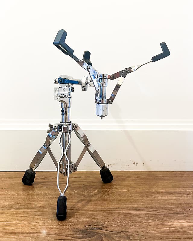 DW 9000 Series Heavy Duty Double-Braced Snare Drum Stand | Reverb