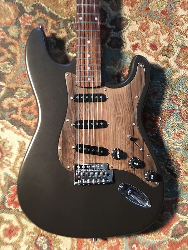 Washburn Shadow Series “Strat” Custom Matte Bronze w/ Gig Bag | Reverb