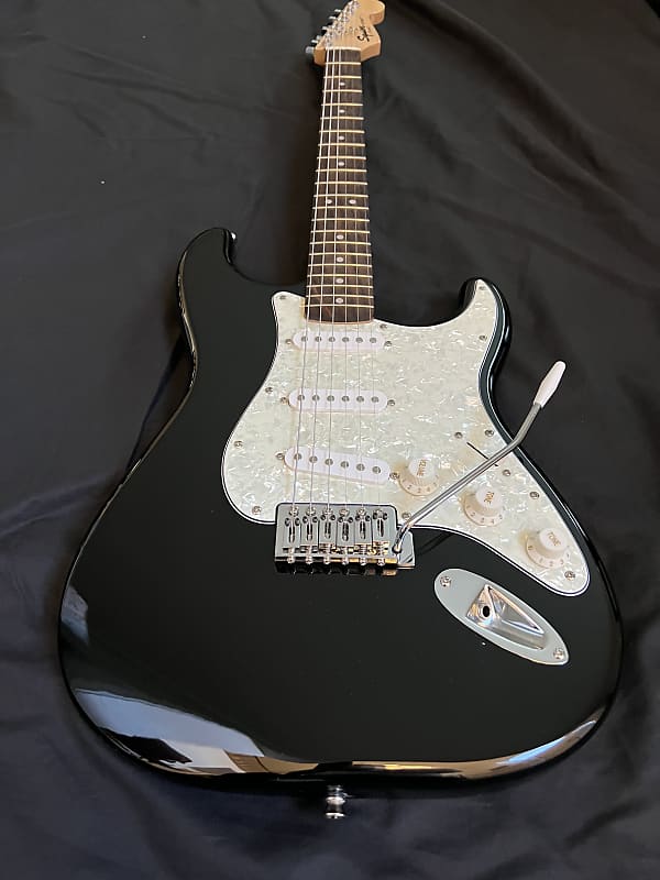 Fender Squier Strat | Reverb