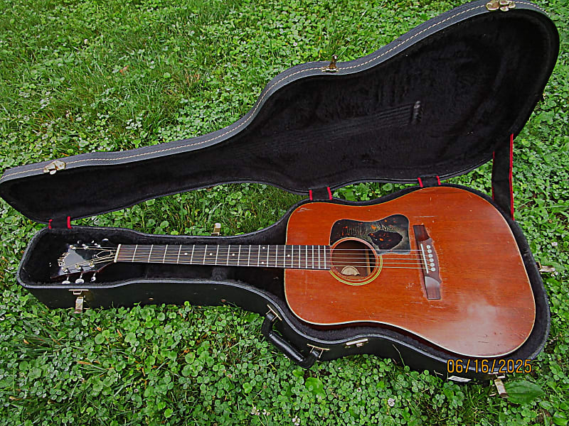Guild D-25 Guitar, 1969, All Mahogany, Flat Back, Small | Reverb