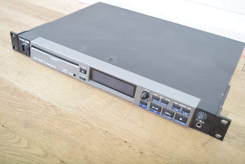 TASCAM CD-01U Single Rack CD Player in excellent condition | Reverb
