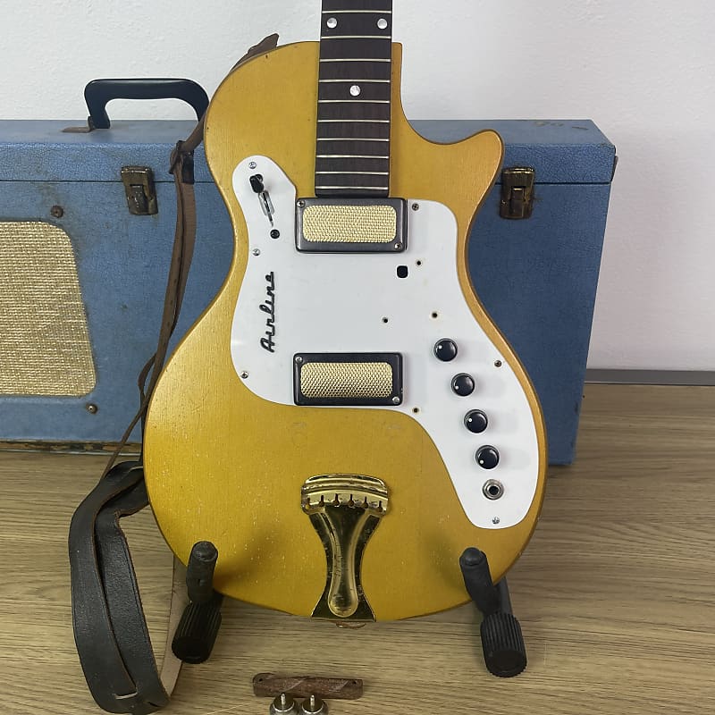 Airline 7214 Amp and Case 1960's | Reverb